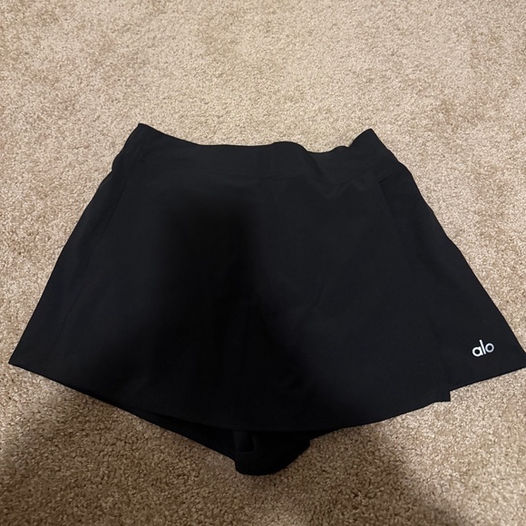ALO Yoga | Shorts | Alo Clubhouse Skort | Poshmark